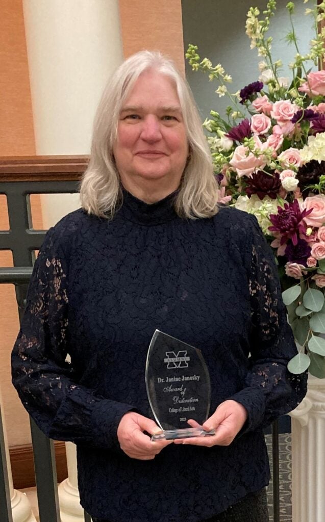 Daley College President Janosky Honored With Alumni Award - CCC